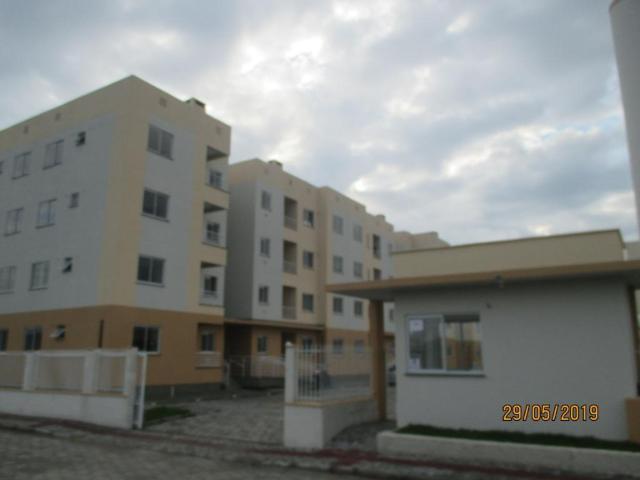 Apartamento para Aluguel com 2 quartos por R$ 1.900