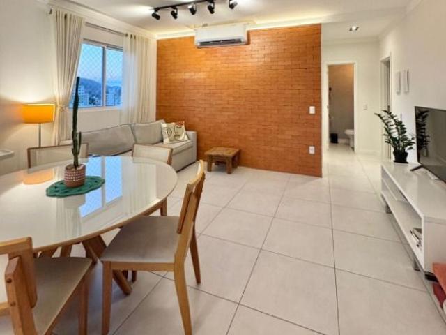 Apartamento para Aluguel com 2 quartos por R$ 3.900