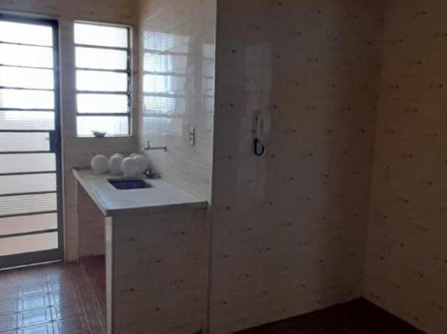 Apartamento para Aluguel com 3 quartos, 50 m² por R$ 1.000