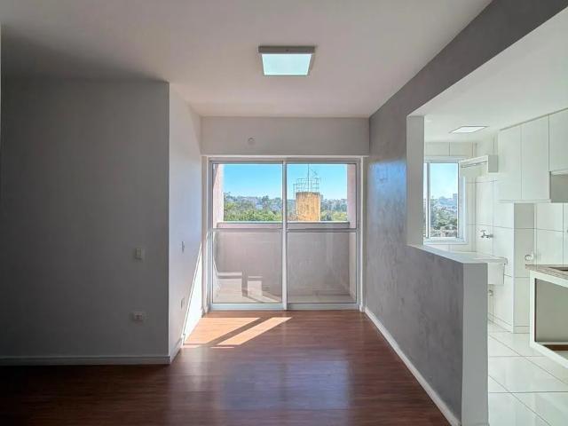 Apartamento para Aluguel com 3 quartos, 56 m² por R$ 2.200