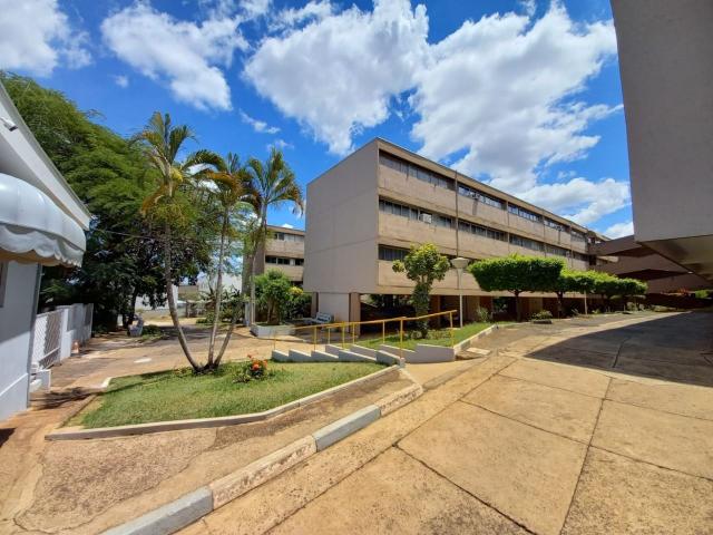 Apartamento para Aluguel com 3 quartos, 65 m² por R$ 1.400