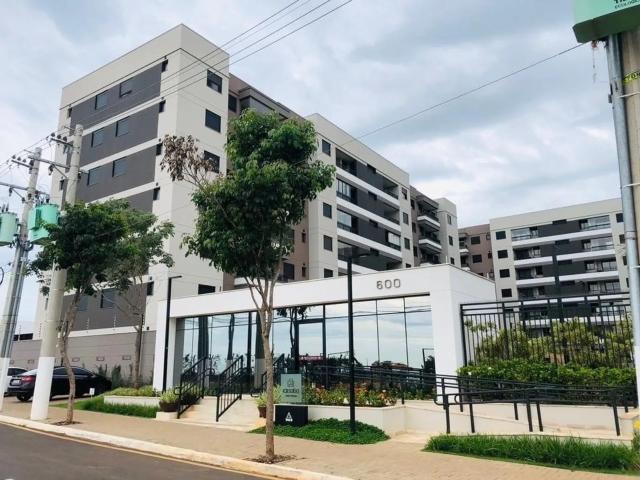 Apartamento para Aluguel com 3 quartos, 69 m² por R$ 3.000