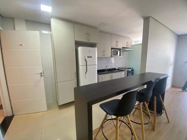 Apartamento para Aluguel com 3 quartos, 77 m² por R$ 3.000