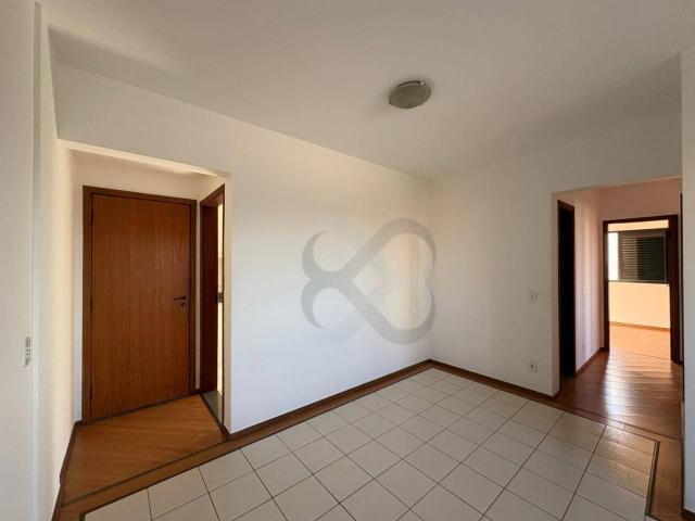 Apartamento para Aluguel com 3 quartos, 74 m² por R$ 2.150