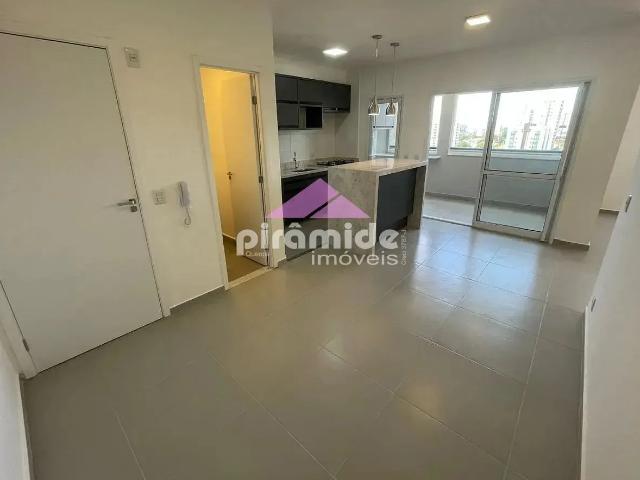 Apartamento para Aluguel com 3 quartos, 75 m² por R$ 3.300