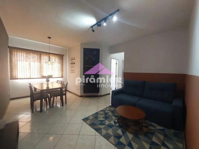 Apartamento para Aluguel com 3 quartos, 78 m² por R$ 3.000