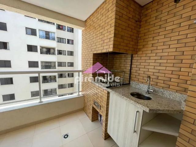 Apartamento para Aluguel com 3 quartos, 83 m² por R$ 3.800