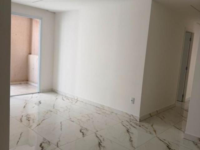 Apartamento para Aluguel com 3 quartos, 80 m² por R$ 3.300