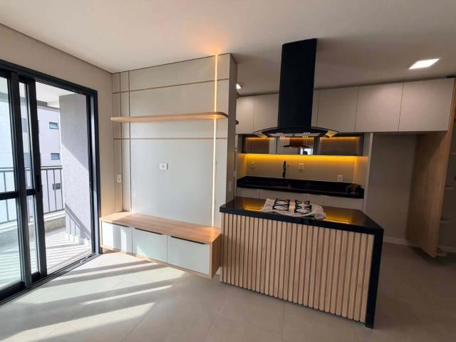 Apartamento para Aluguel com 3 quartos, 87 m² por R$ 5.500