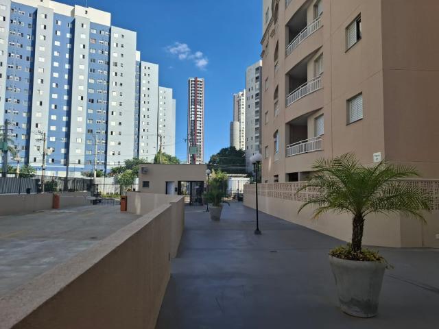 Apartamento para Aluguel com 3 quartos, 85 m² por R$ 3.300