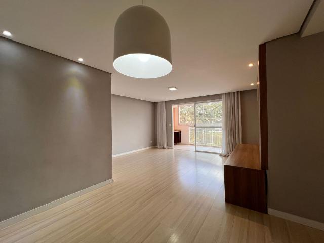 Apartamento para Aluguel com 3 quartos, 90 m² por R$ 4.168