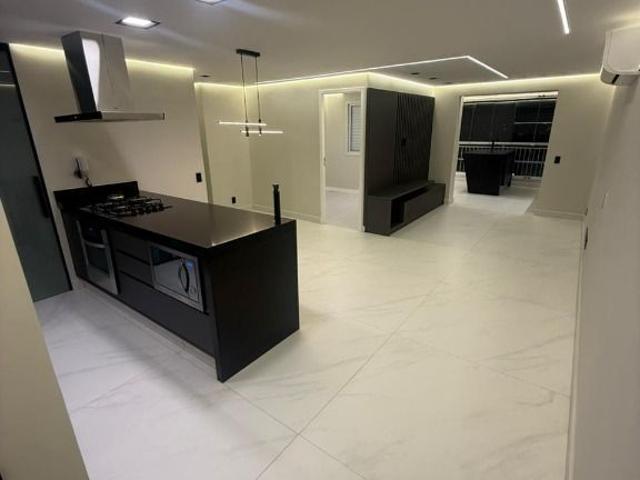 Apartamento para Aluguel com 3 quartos, 98 m² por R$ 8.000