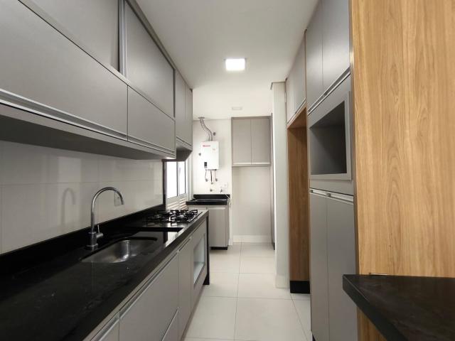 Apartamento para Aluguel com 3 quartos, 100 m² por R$ 4.500