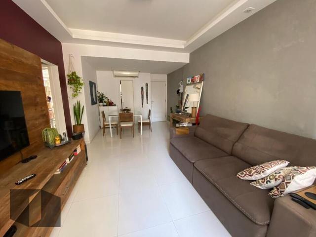 Apartamento para Aluguel com 3 quartos, 100 m² por R$ 7.000