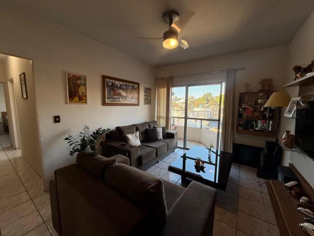 Apartamento para Aluguel com 3 quartos, 100 m² por R$ 2.800
