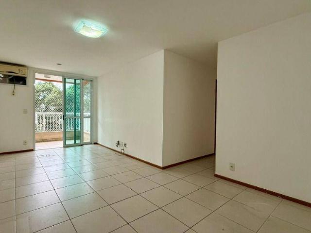 Apartamento para Aluguel com 3 quartos, 100 m² por R$ 3.500