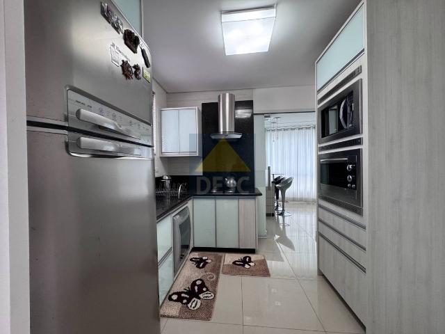Apartamento para Aluguel com 3 quartos, 104 m² por R$ 7.500