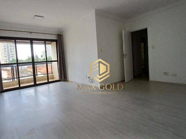 Apartamento para Aluguel com 3 quartos, 104 m² por R$ 2.500