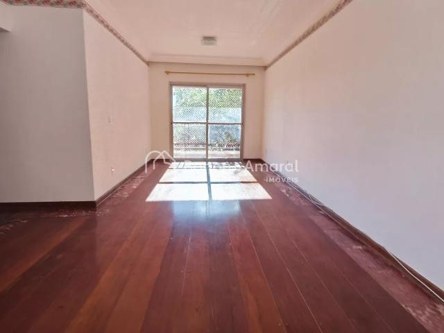 Apartamento para Aluguel com 3 quartos, 105 m² por R$ 3.200