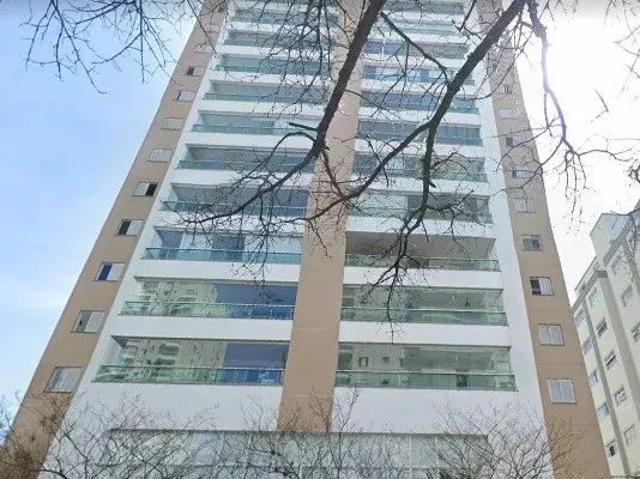 Apartamento para Aluguel com 3 quartos, 106 m² por R$ 5.125