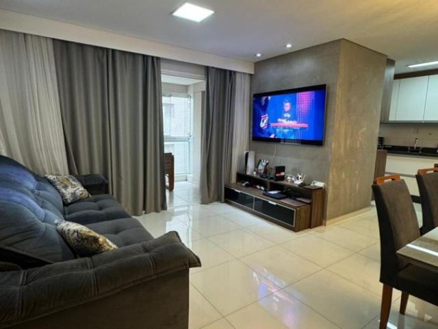 Apartamento para Aluguel com 3 quartos, 106 m² por R$ 8.142