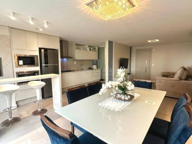 Apartamento para Aluguel com 3 quartos, 108 m² por R$ 8.800