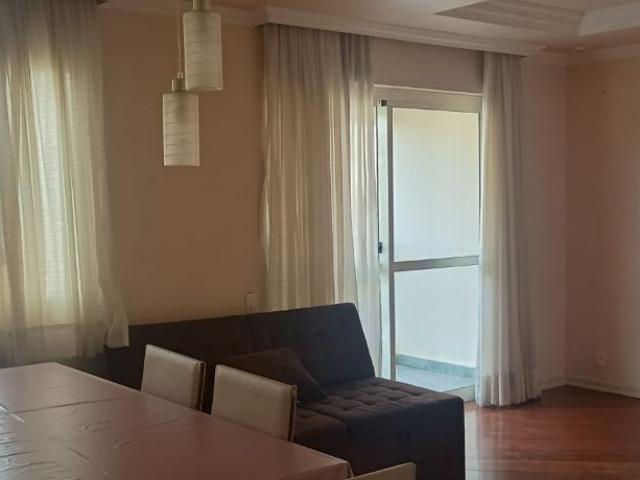 Apartamento para Aluguel com 3 quartos, 110 m² por R$ 5.000