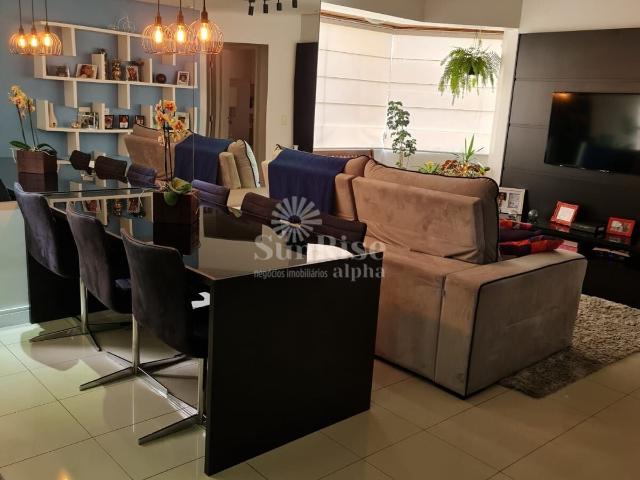 Apartamento para Aluguel com 3 quartos, 110 m² por R$ 6.000