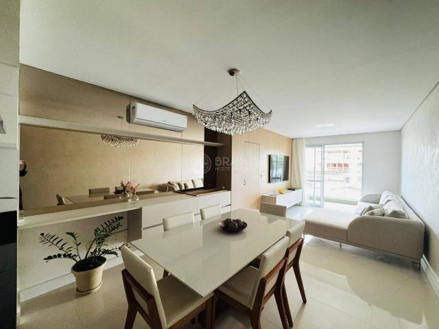 Apartamento para Aluguel com 3 quartos, 110 m² por R$ 10.800