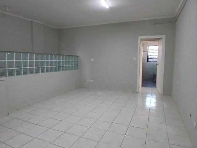 Apartamento para Aluguel com 3 quartos, 110 m² por R$ 3.300
