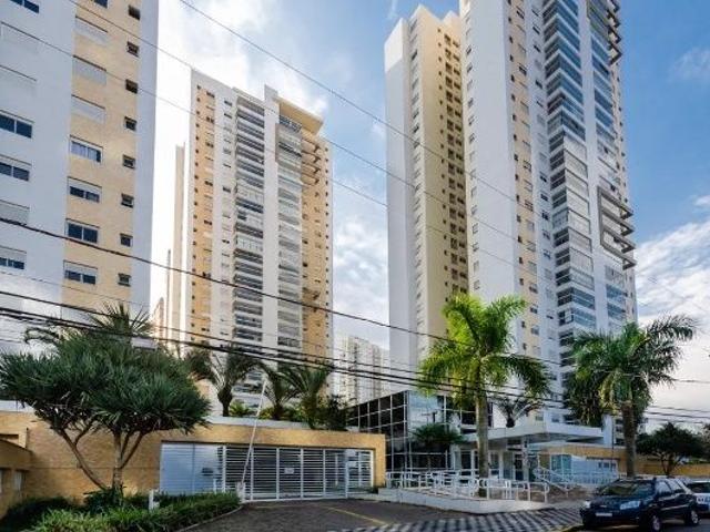 Apartamento para Aluguel com 3 quartos, 111 m² por R$ 9.200