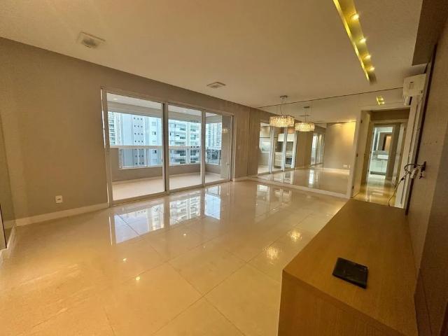 Apartamento para Aluguel com 3 quartos, 112 m² por R$ 6.900