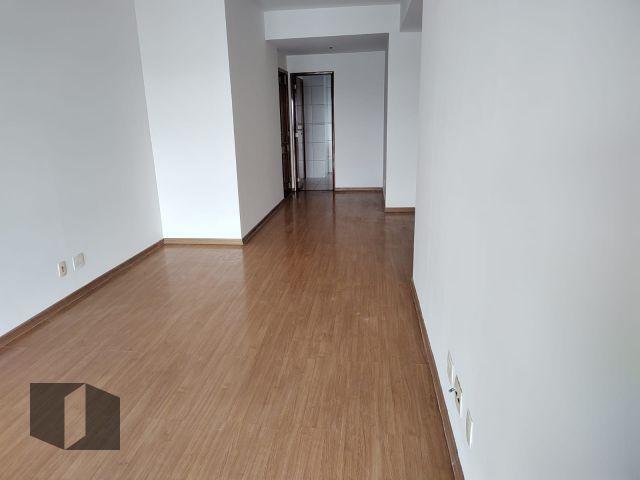 Apartamento para Aluguel com 3 quartos, 116 m² por R$ 8.000