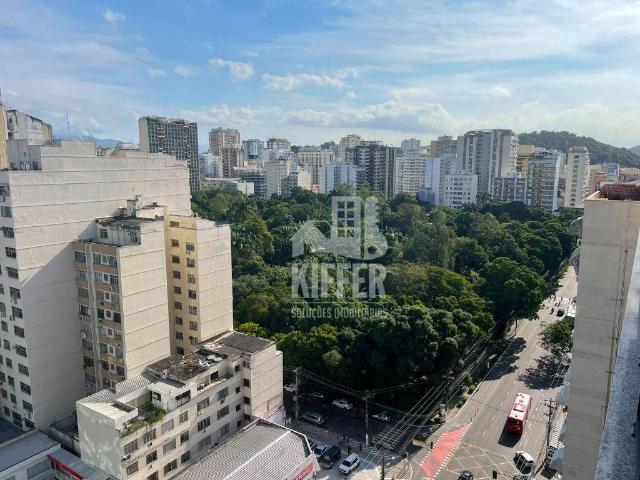 Apartamento para Aluguel com 3 quartos, 120 m² por R$ 4.500