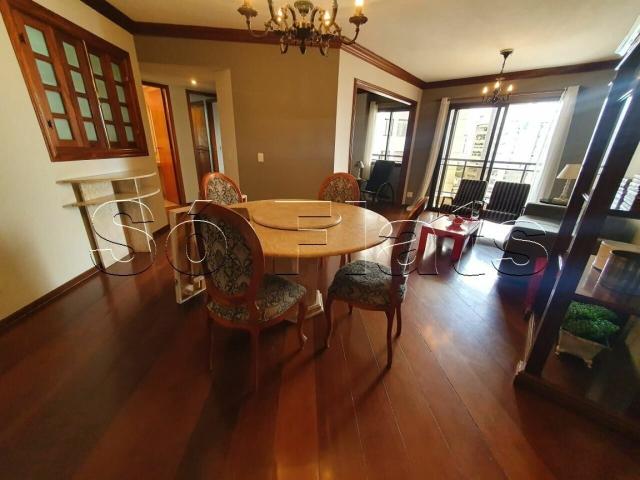 Apartamento para Aluguel com 3 quartos, 120 m² por R$ 9.950