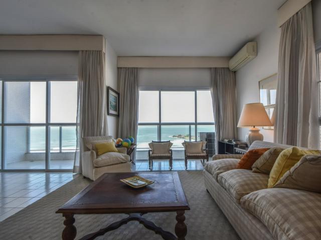 Apartamento para Aluguel com 3 quartos, 120 m² por R$ 10.060