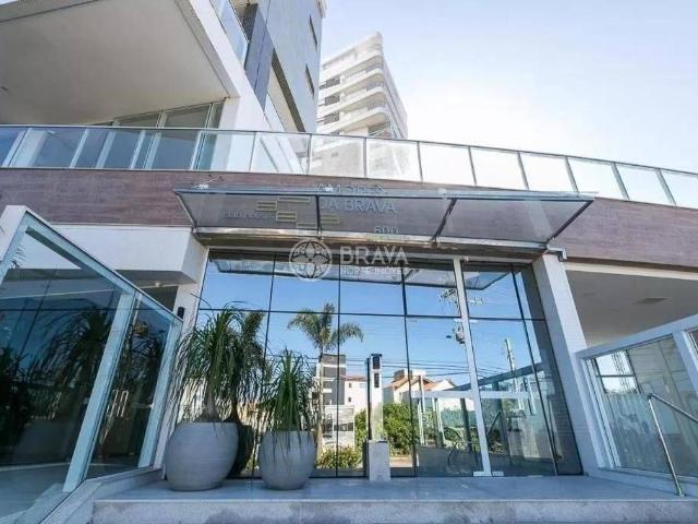 Apartamento para Aluguel com 3 quartos, 122 m² por R$ 12.500