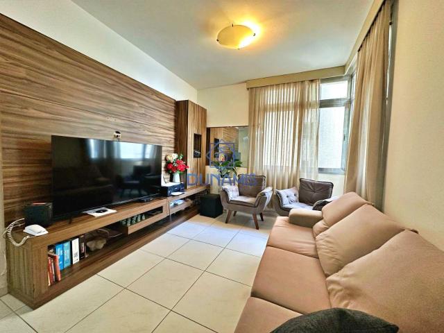 Apartamento para Aluguel com 3 quartos, 125 m² por R$ 5.500