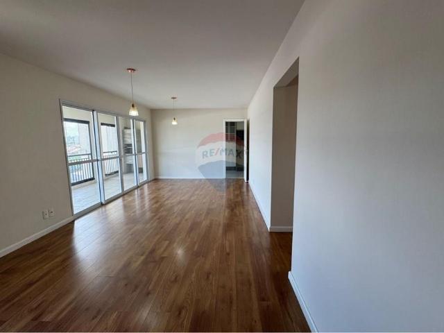 Apartamento para Aluguel com 3 quartos, 130 m² por R$ 9.000