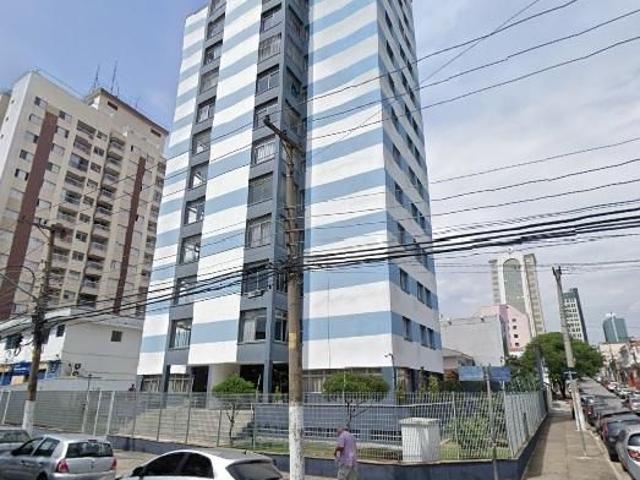 Apartamento para Aluguel com 3 quartos, 130 m² por R$ 2.300