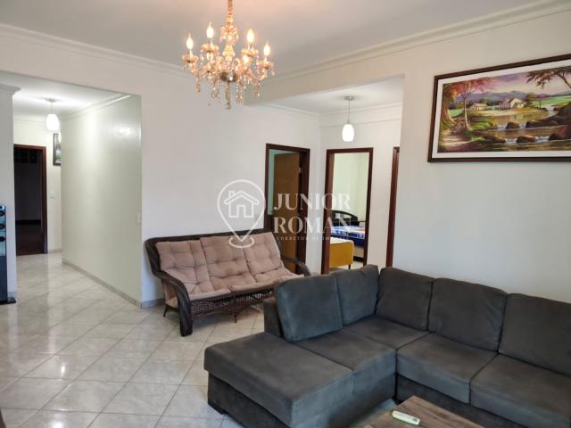 Apartamento para Aluguel com 3 quartos, 130 m² por R$ 3.500