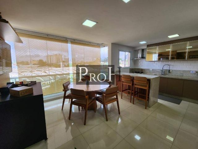 Apartamento para Aluguel com 3 quartos, 132 m² por R$ 5.700