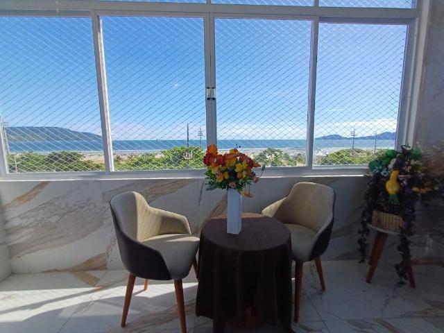 Apartamento para Aluguel com 3 quartos, 132 m² por R$ 8.500