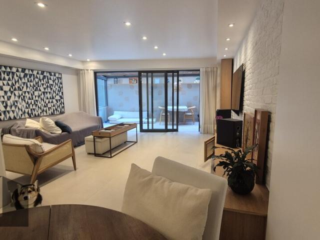 Apartamento para Aluguel com 3 quartos, 134 m² por R$ 10.500