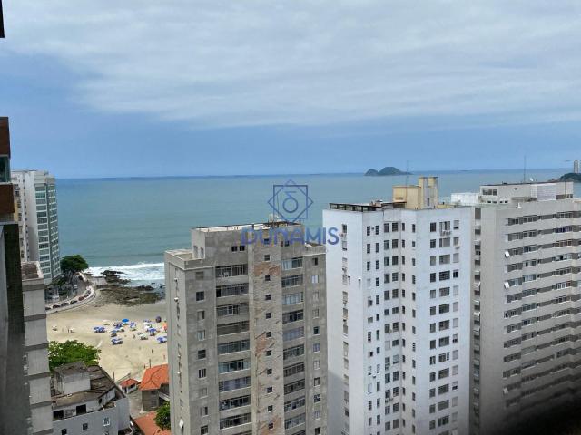 Apartamento para Aluguel com 3 quartos, 135 m² por R$ 7.400