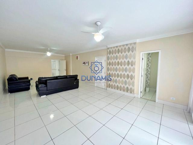 Apartamento para Aluguel com 3 quartos, 140 m² por R$ 5.500