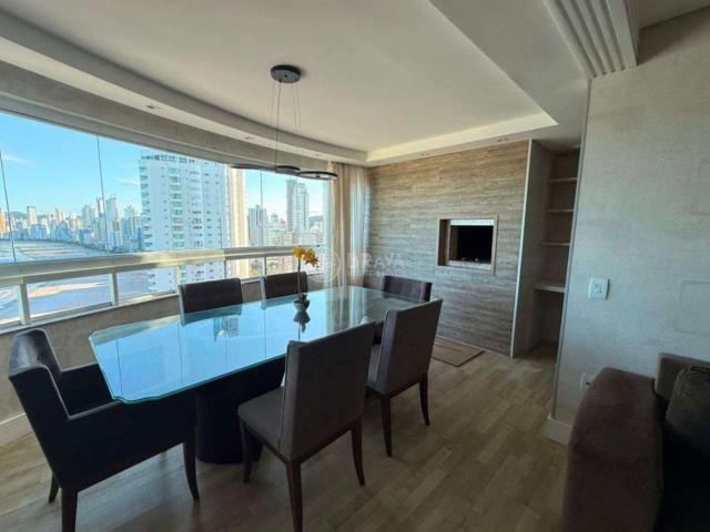 Apartamento para Aluguel com 3 quartos, 142 m² por R$ 15.000