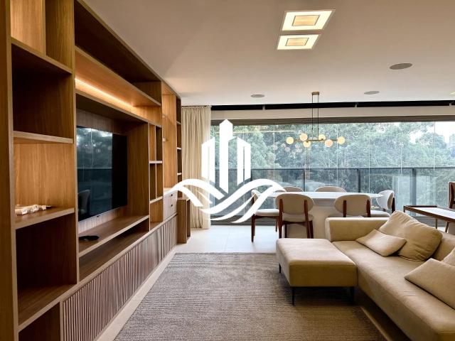 Apartamento para Aluguel com 3 quartos, 143 m² por R$ 25.000