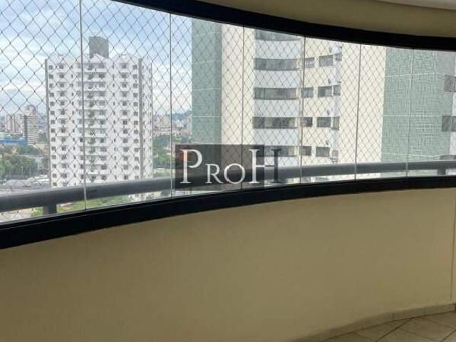 Apartamento para Aluguel com 3 quartos, 144 m² por R$ 4.900