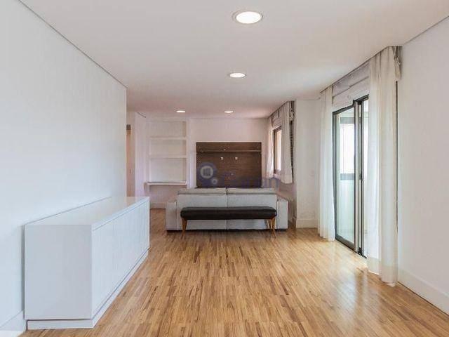 Apartamento para Aluguel com 3 quartos, 147 m² por R$ 9.200